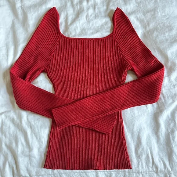 Uncle Studios | Tops | Uncle Studios The Long Sleeve Sweetheart Top ...